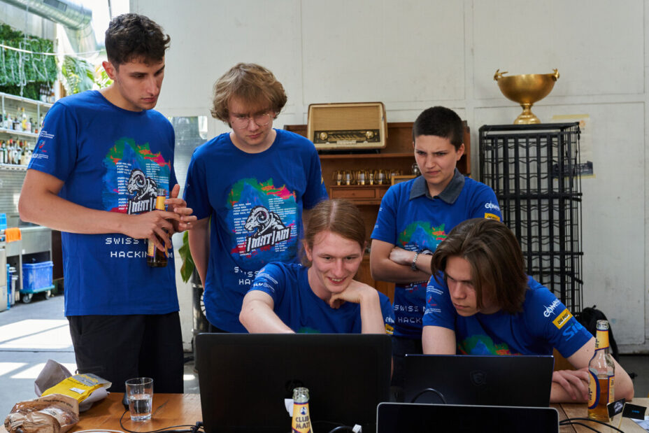 Ethisches Hacking: HSLU-Studierende auf Spitzenplatz bei Cyber-Challenge - Informatik an der ...