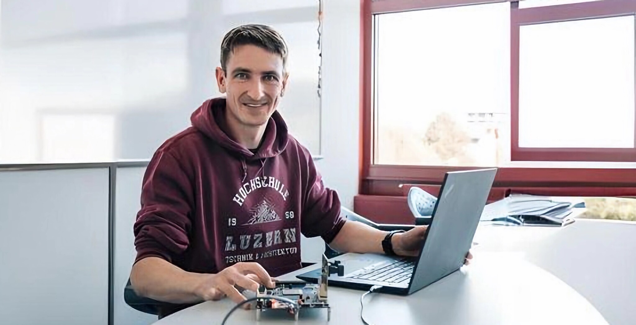 Ein Nidwaldner hilft, das All aufzuräumen | Hochschule Luzern – Technik ...